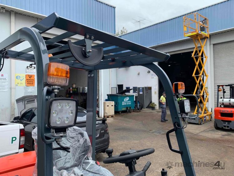 Container Mast 2.5ton Diesel Forklifts