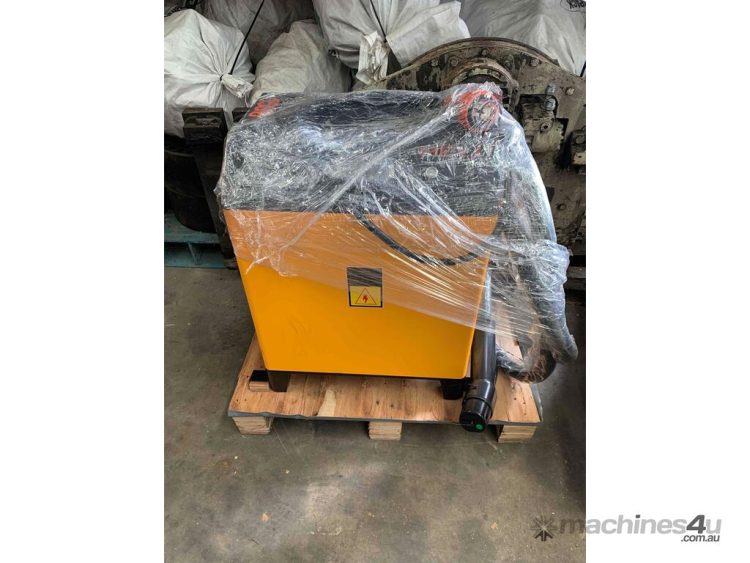 Heli Lithium Reach Forklifts